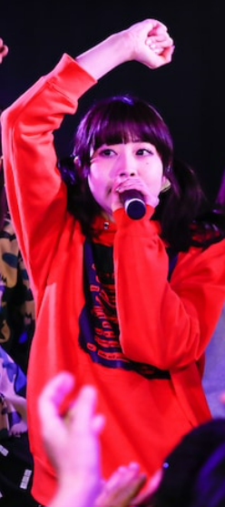 AV女優の白岩冬萌は元アイドルのmone（Malcolm Mask McLaren）で身バレデビュー！ - 夢の世界へようこそ