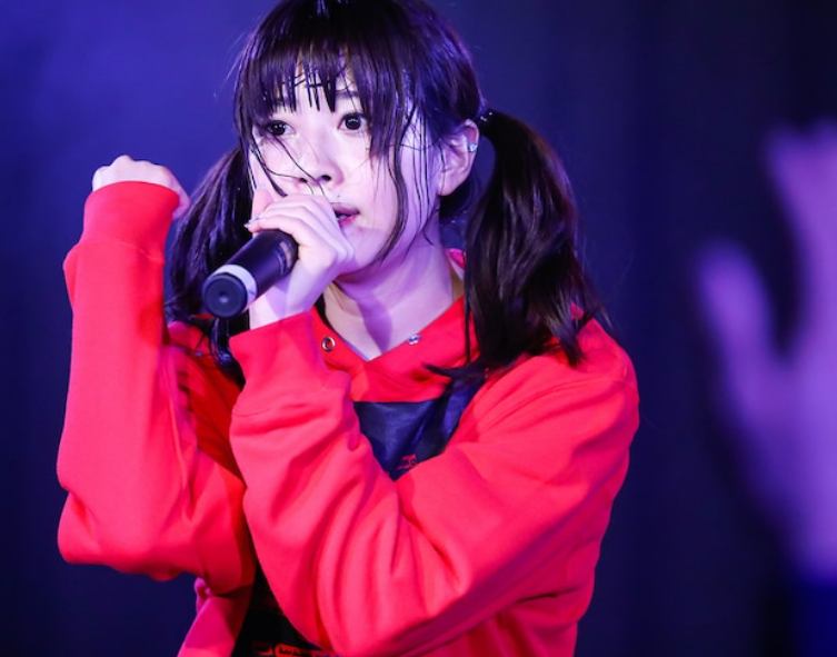 AV女優の白岩冬萌は元アイドルのmone（Malcolm Mask McLaren）で身バレデビュー！ - 夢の世界へようこそ